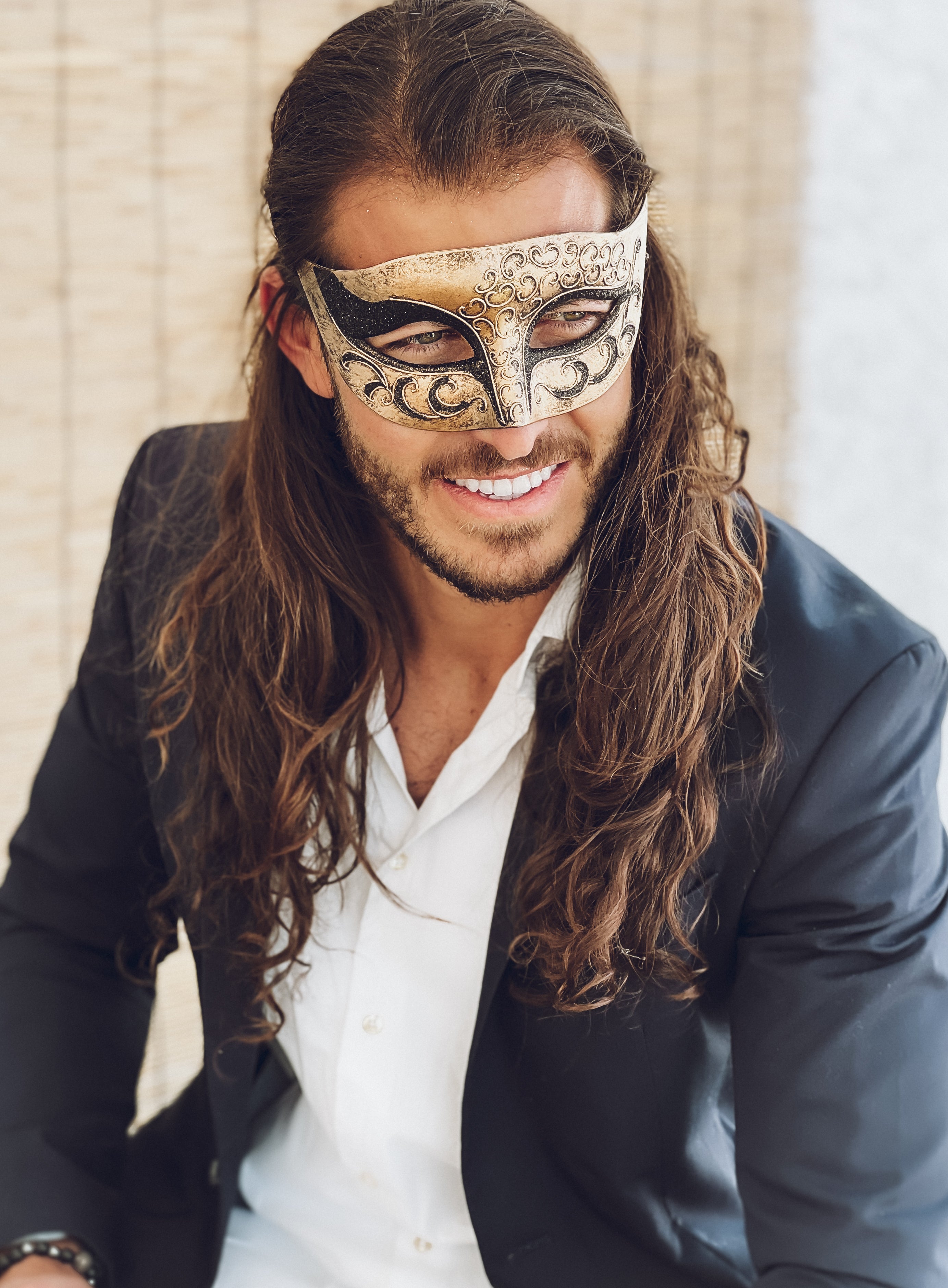 Planning Your Perfect Masquerade Event Ultimate Guide | LuxuryMask.com ...
